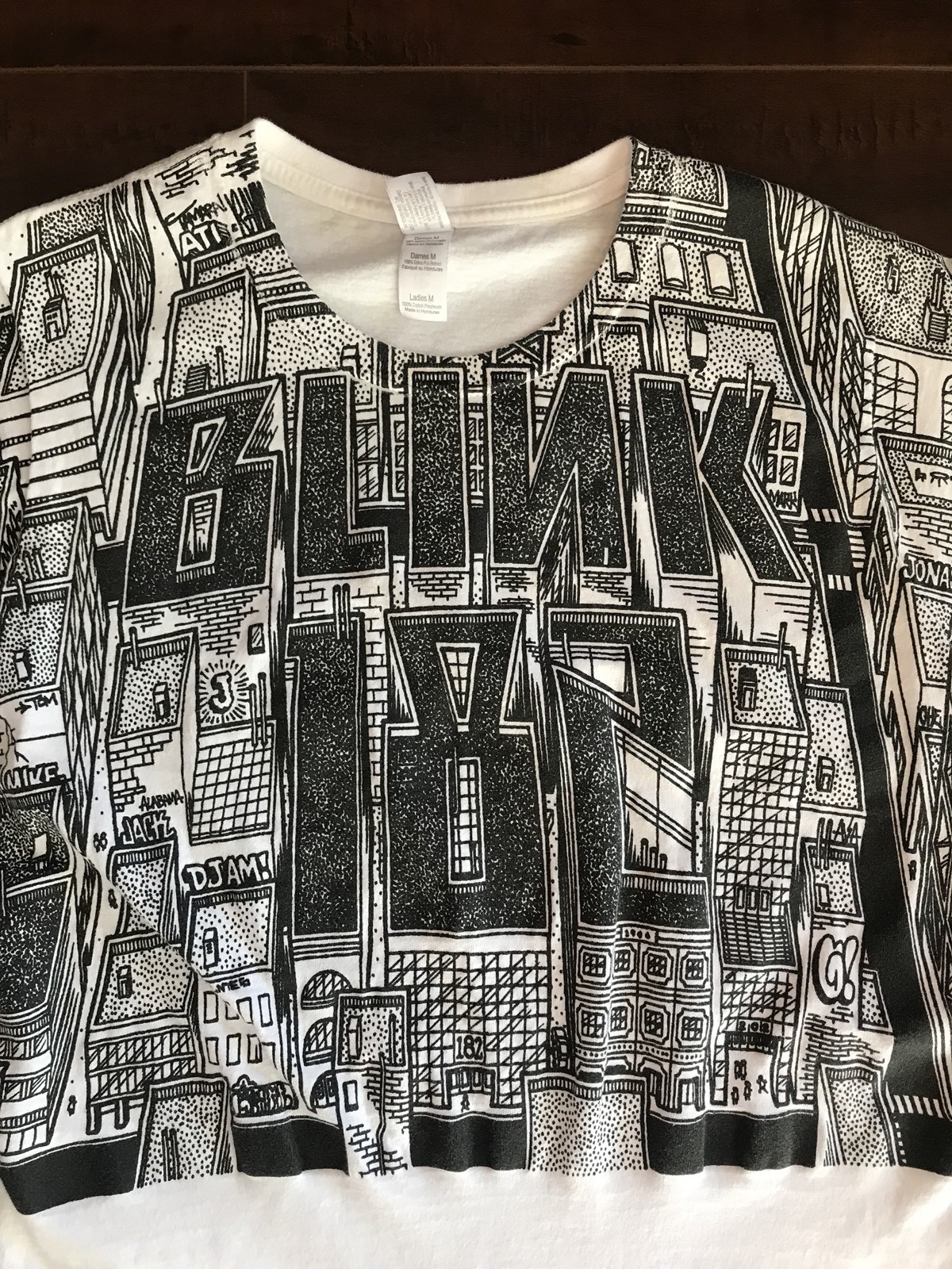 Blink 182 Neighborhood Graffiti Ladies Tshirt Tagging DJ AM Travis ...