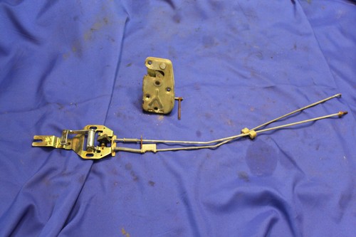 Triumph Spitfire 71-80 RH Door Latch and Inner Remote Handle Assembly ...