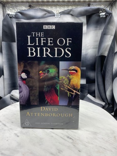 The Life of Birds BBC VHS Box Set David Attenborough Brand New Factory ...