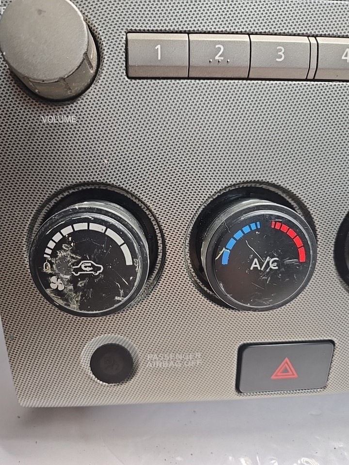 2004-07 Nissan Armada Titan Cd Radio Climate Control Panel Face Bezel ...