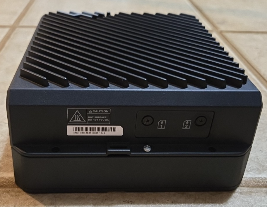 Ericsson Cradlepoint WiFi 6 and SIM Cell Router, R1900 + RX30 + MC400 ...