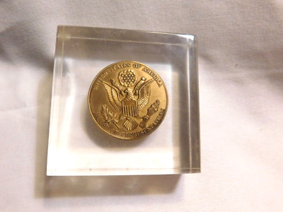 UNITED STATES HOUSE OF REPRESENTATIVES NEW YORK COIN PAPERWEIGHT | eBay