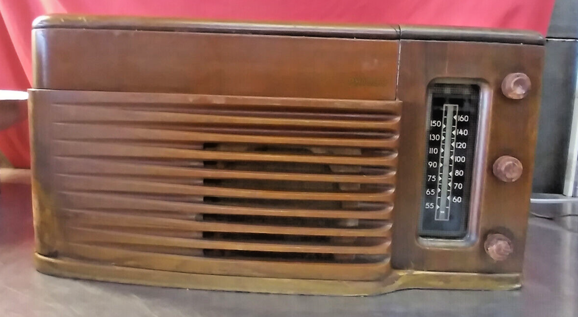 Antique Philco Tube Radio and Record Player, Wooden Case, Model 46-1203 ...