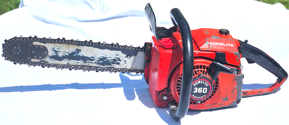 Homelite 360 Automatic RUNNING Chainsaw see video under description ...