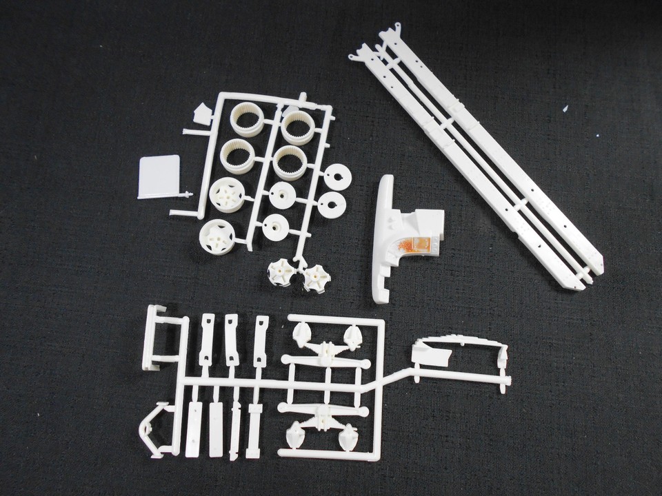 AMT Chevy Titan 90 Original 1970's Issue 1/25 | eBay