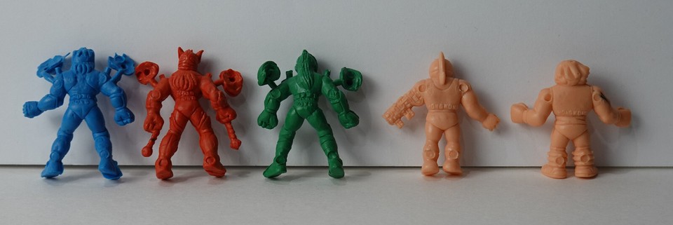 Kinnikuman Left Arm Key & Buka 104 M.U.S.C.L.E Keshi Eraser & 3 ...