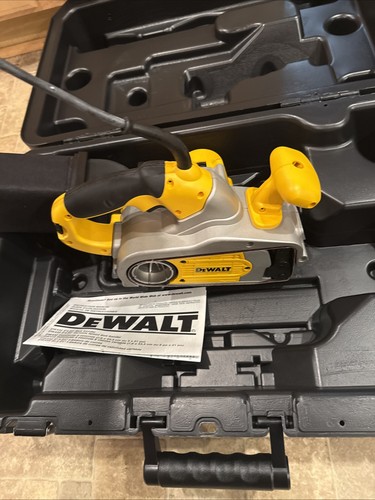 DeWalt DW433 Variable Speed 3x21 Corded Belt Sander w/ Hard Case and ...