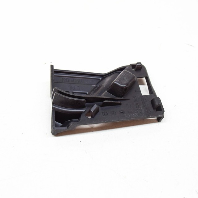 ️2015-2020 MERCEDES-BENZ C300 W205 FRONT RIGHT BUMPER LOWER BRACKET ...