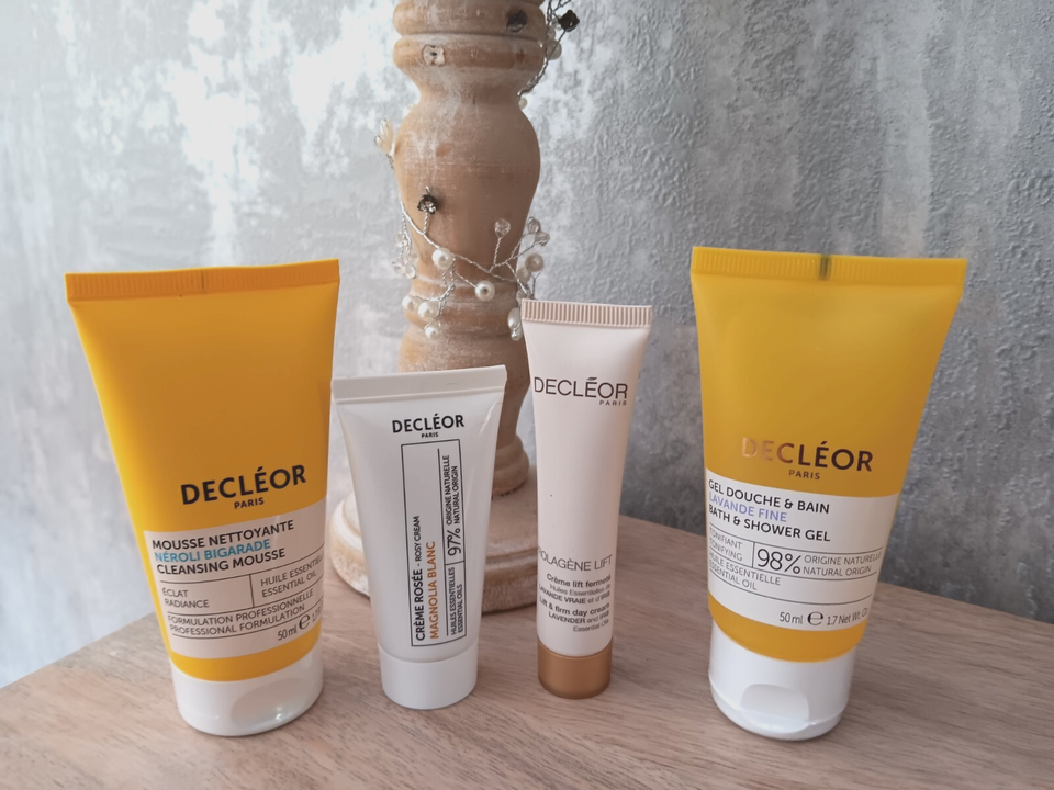Decleor 4 Piece Set, Cleansing Mousse, Shower Gel, Mask & Day Cream ...