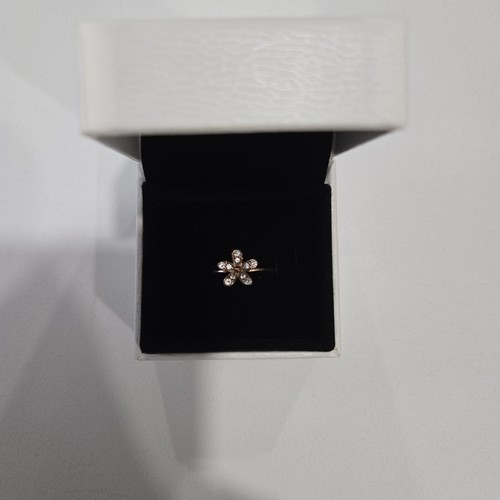 Pandora Rose Gold Dazzling Daisy Ring Size 8 - Gem