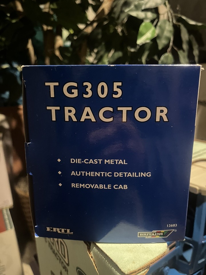 New holland tg305 toy 1/32 diecast toy tractor | eBay
