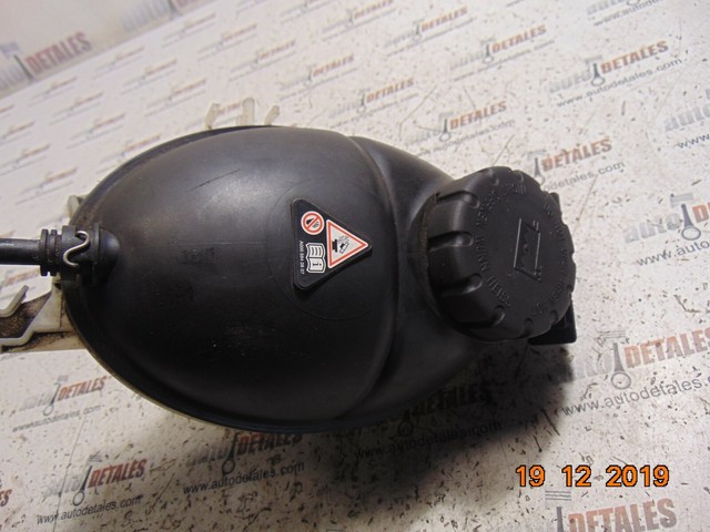 Mercedes C-Class W204 C220 Expansion Coolant Water Tank/Reservoir ...