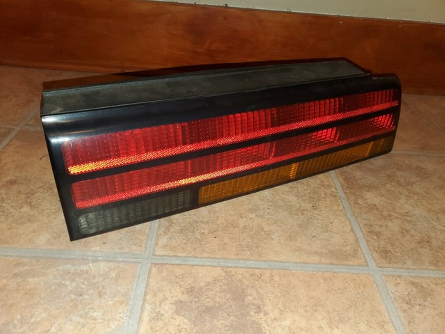 Firebird Tail Light PASSENGER OEM 85 86 87 88 89 90 91 92 FORMULA TRANS ...
