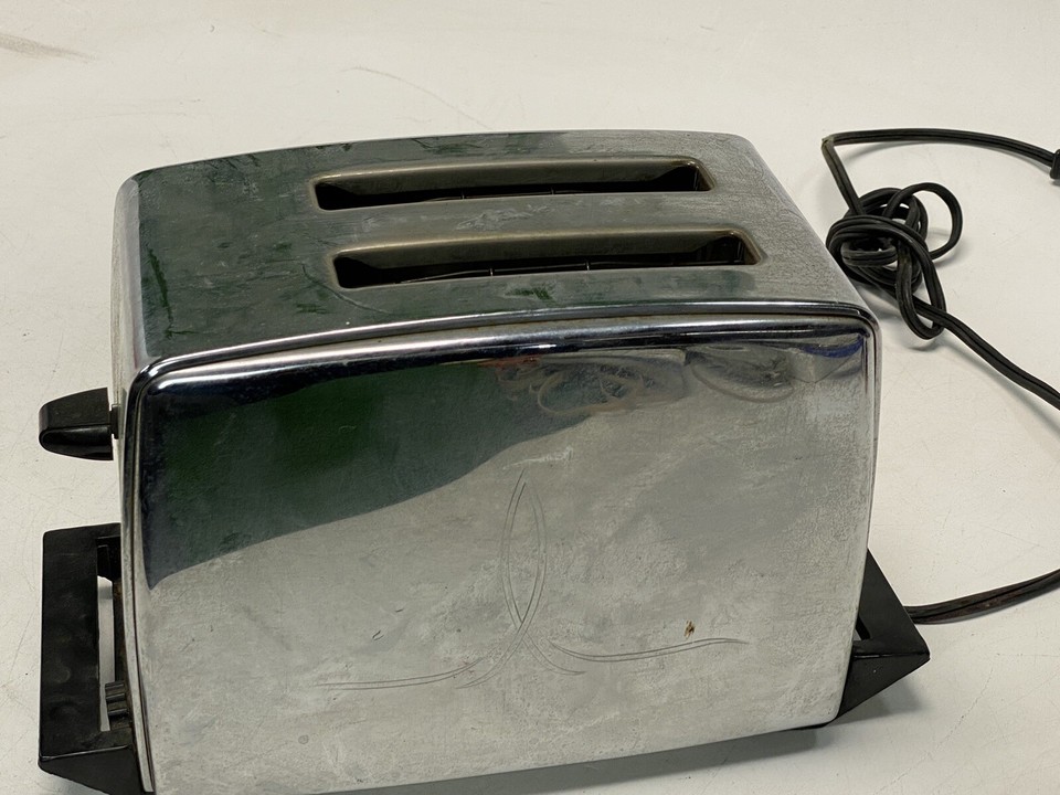 Vintage Retro Chrome Dainty Maid 111 Toaster 50s Kitchen Decor Chrome ...