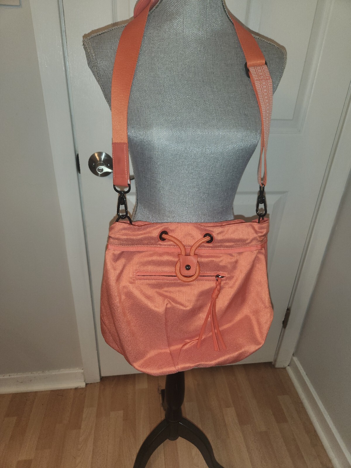 Lululemon Diversity Bag Wanderlust Cape Red Coral Orange Yoga Crossbody ...