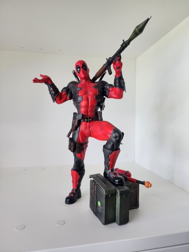Marvel Gentle Giant Deadpool Collectors Gallery statue LE 506/1000 | eBay