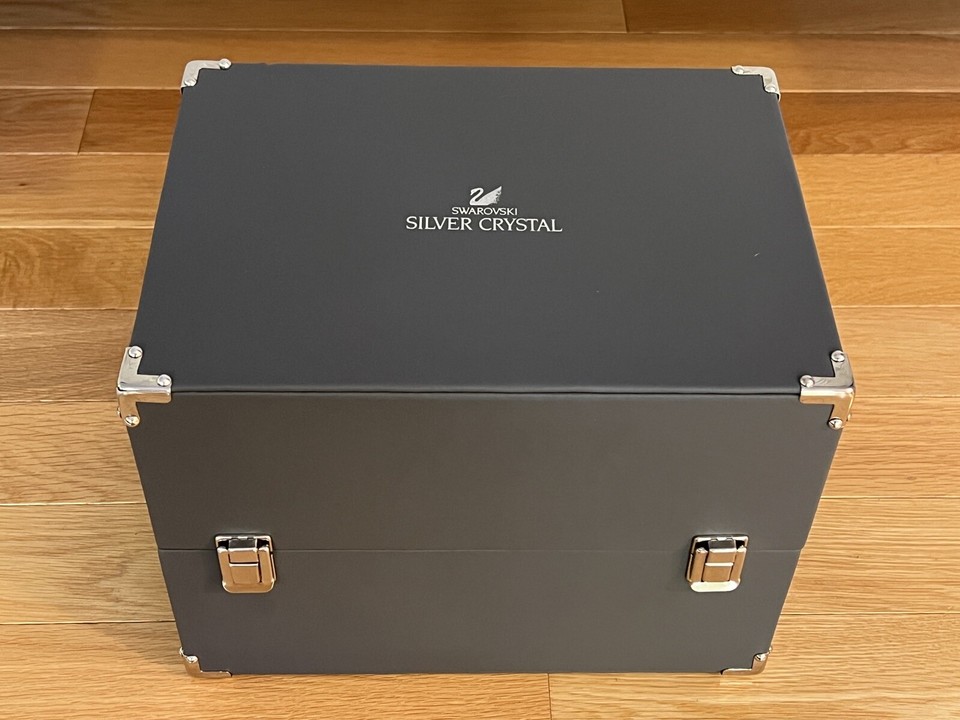 SWAROVSKI MAXI SWAN in ORIGINAL BOXES with GLOVES and POLISHING CLOTH ...