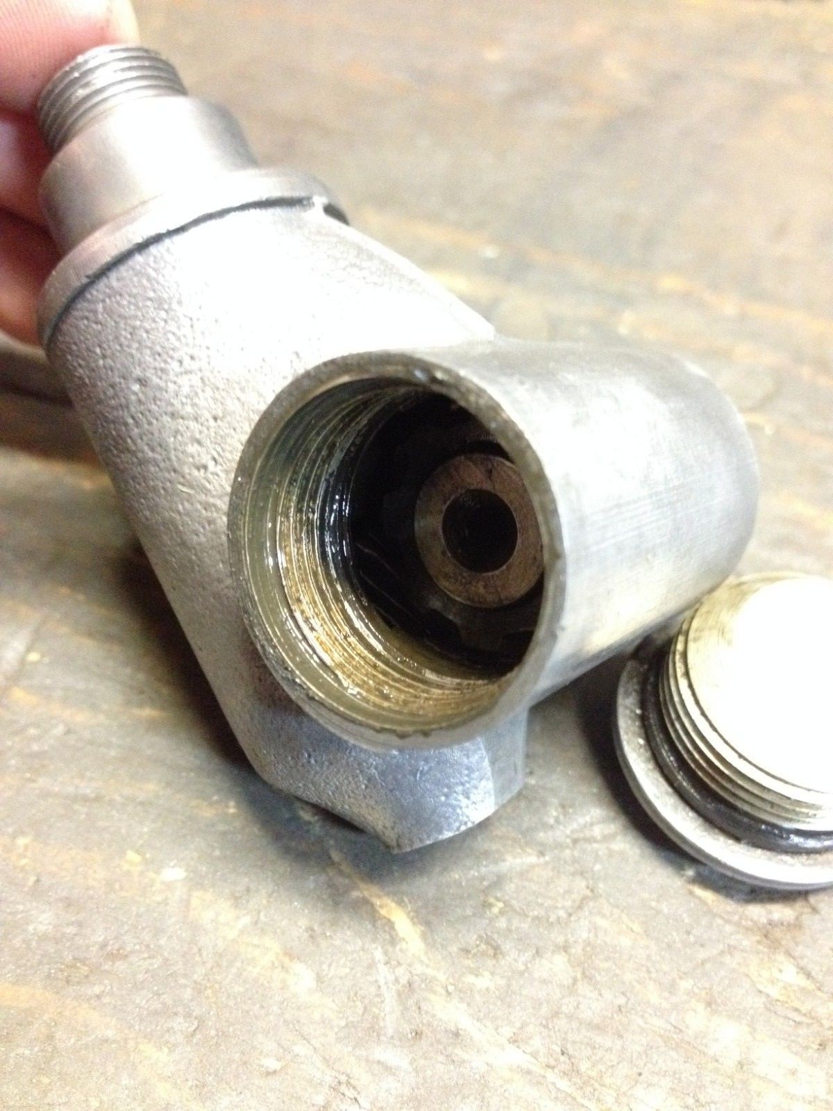 TRIUMPH TACHOMETER DRIVE ASSEMBLY, 1969 and up TR6, T120, T140, 70-9331 ...