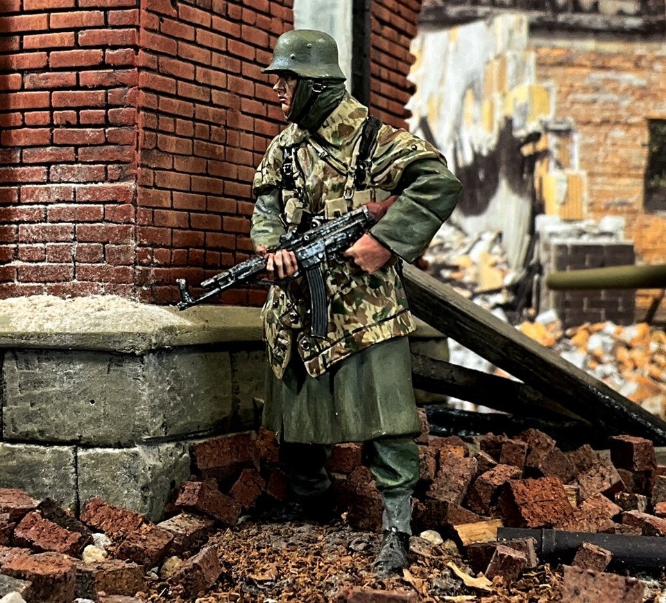 BRITAINS WORLD WAR 2 GERMAN 25275 GRENADIER STANDING WITH STG 44 | eBay