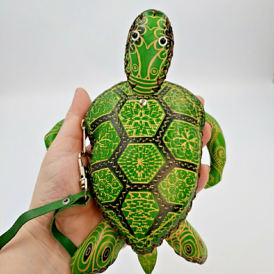 Handmade Leather Sea Turtle Wristlet Zipper Ocean Beach Mini Purse ...