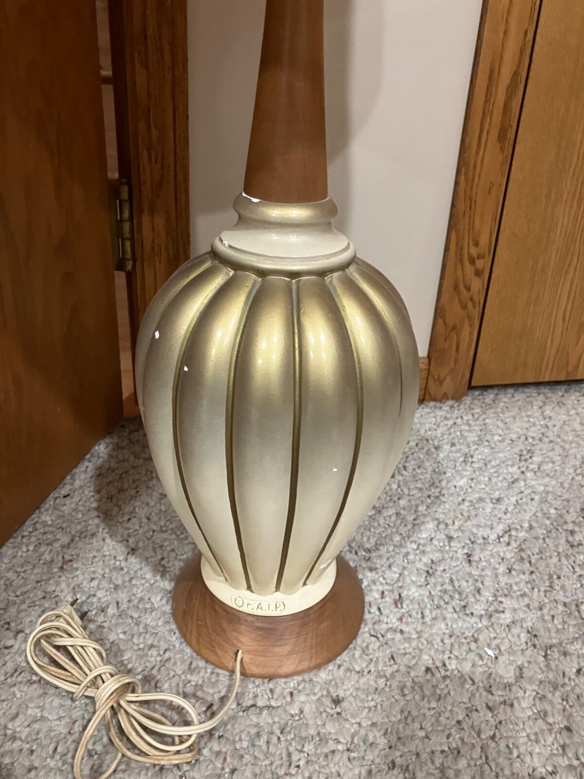 F.A.I.P Vintage Mid Century Modern Atomic FAIP 39" Chalkware Table Lamp ...