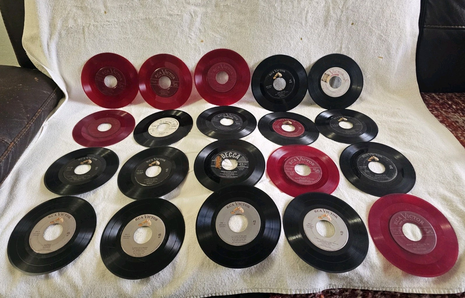 (36) 45's Records Jukebox 7" 45 RPM Mixed Genres Lot | eBay