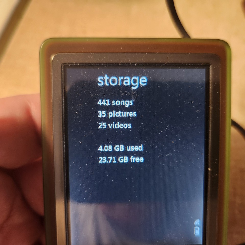 Microsoft Zune 30GB Brown 1st Gen MP3 Player | eBay