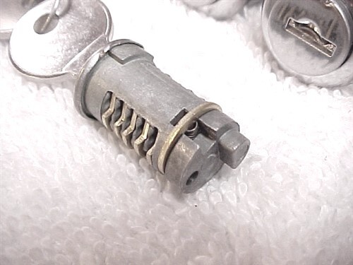 (6) Door & Ignition Locks Kenworth IHC Mack White Freightliner ...