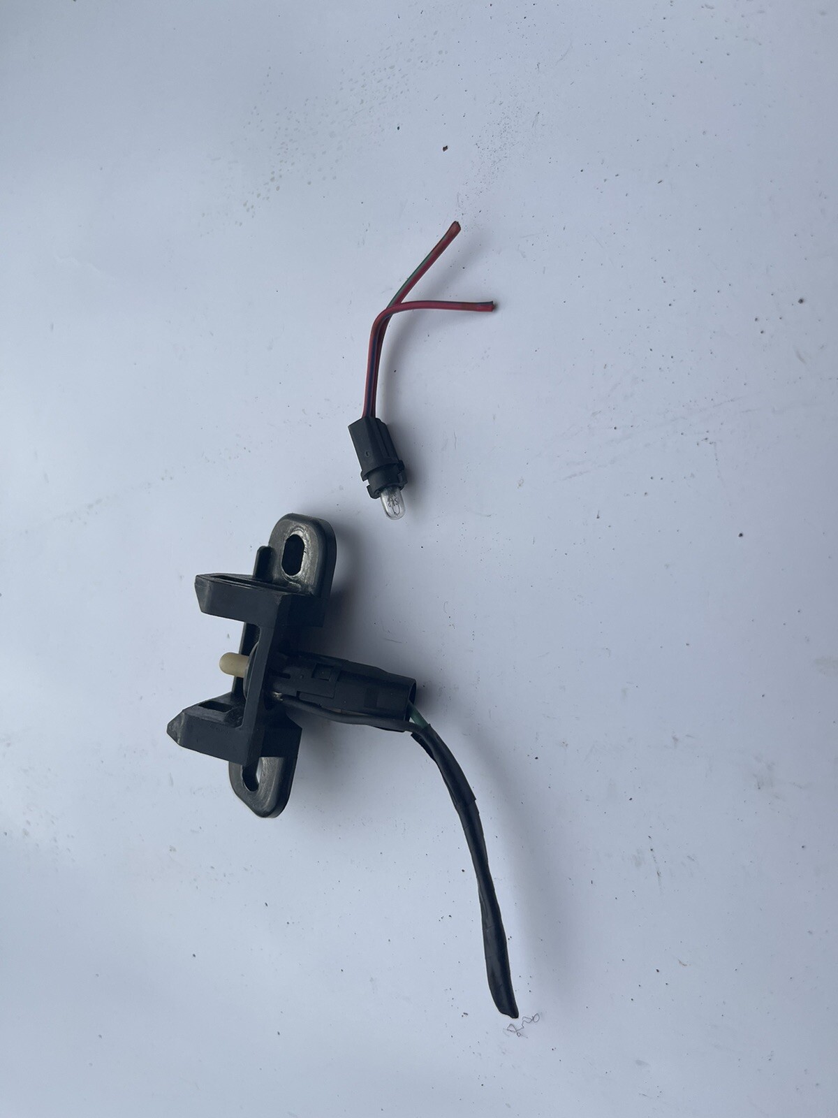 1984-1989 Nissan 300ZX Z31 2+0 Glove Box Light Switch Black | eBay