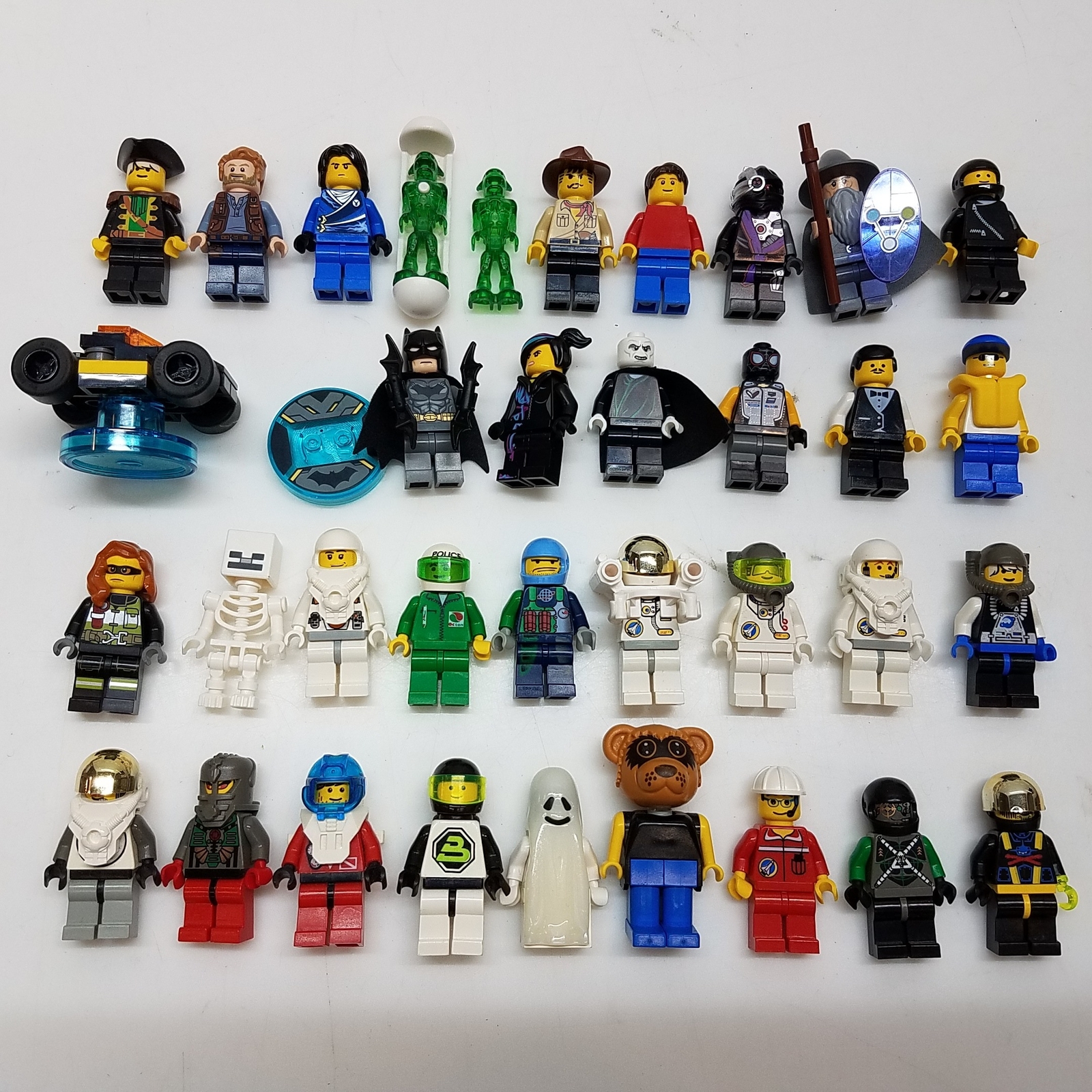 Lego Minifigures Lot Batman Wyldstyle Voldemort Vintage Pirate Aliens ...