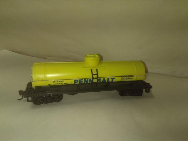 HO Scale "penn Salt" GATX 67927 Single Dome Tanker Freight Train Car ...
