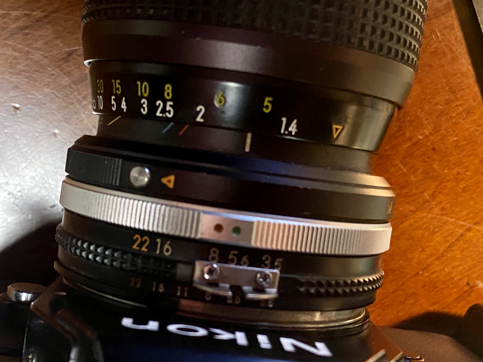 Nikon N2000 SLR with Nikkor 35-105mm zoom lens (Original Owner) | eBay