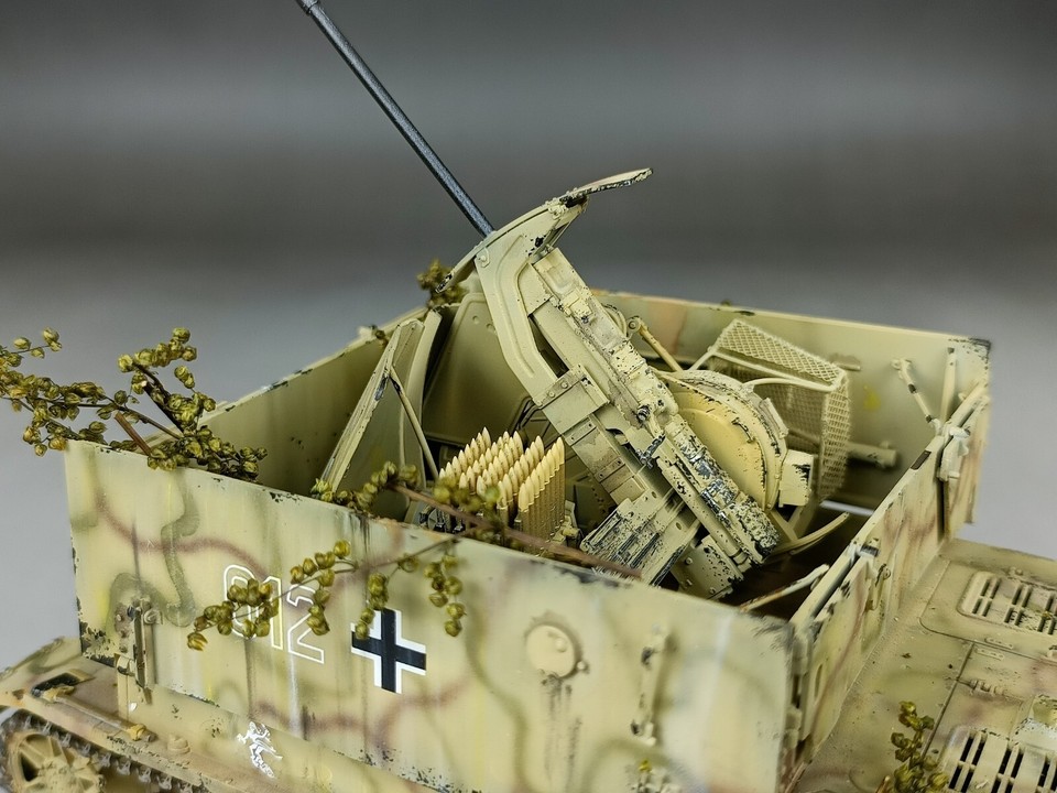 1/35 Built German Mobelwagen 3.7cm Flak auf Pz.Kpfw lV Flakpanzer Tank ...