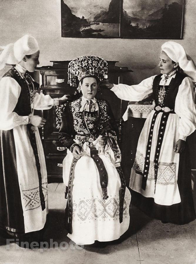 1924 Original SCANDINAVIA Photo Gravure Norway Hardanger Bride ...
