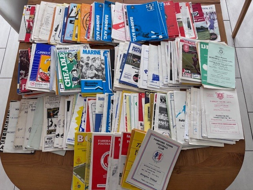 NON-LEAGUE PROGRAMME COLLECTION - 306 ISSUES FROM VARIOUS CLUBS - BOX 8 ...