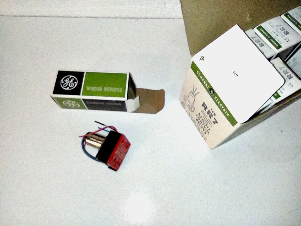 General Electric GE RR7 Remote Control Relay Switch 21-30V AC Made in ...