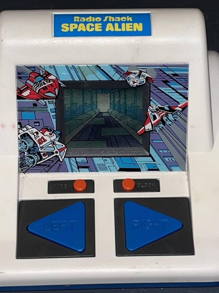 VTG Radio Shack LCD Space Alien Handheld Game 1990 Tandy Table Top *Not ...