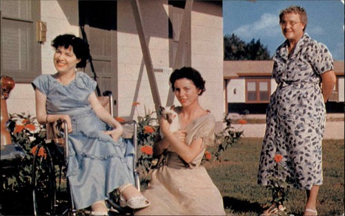 Mouth Artist Nyla Thompson Polio Victim Chrome Vintage Postcard | eBay