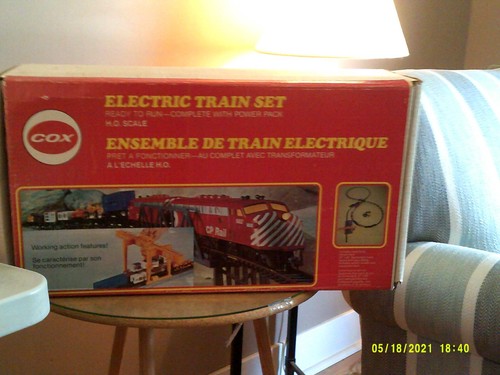 Cox HO Trains-(Sears) C P Rail Diesel freight set | eBay