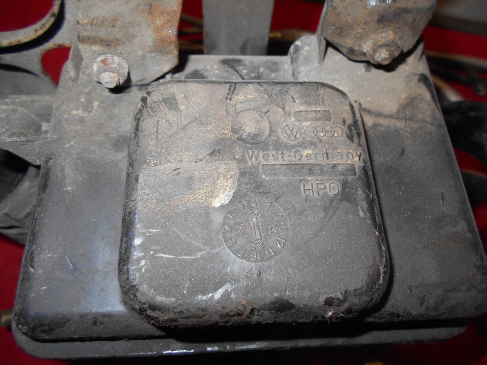 VW CABRIOLET RABBIT JETTA MK2 OEM BOSCH FUEL INJECTION AIR FLOW METER ...