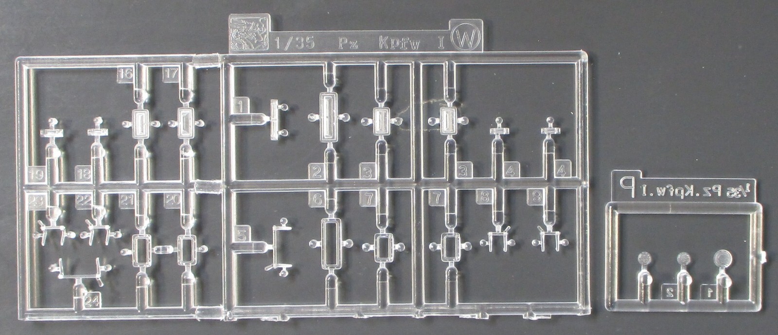 Dragon 1/35th Scale Sd.Kfz. 265 Kleine - Parts Lot W from Kit No. 6222 ...