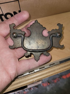 9 VTG Brass Dresser Desk Cabinet Drawer Pulls W/ Screws Hardware Drop ...