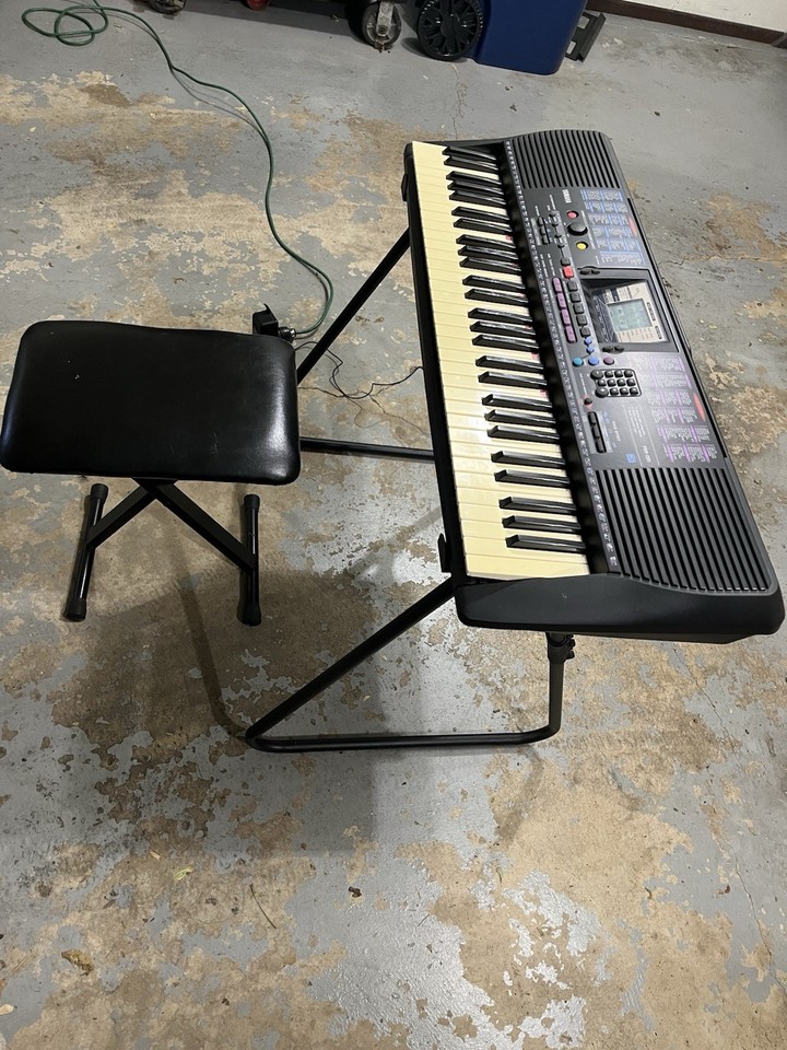 Yamaha PSR-220 Digital Electronic Synth Action 61-Keys Piano Portatone ...