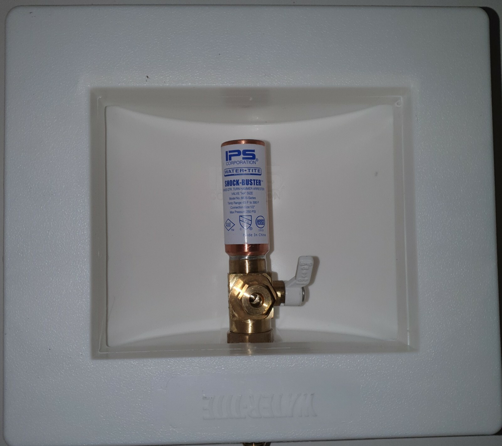 IPS AB9702HA Water-Tite Shock Buster Icemaker Valve Outlet Box w/ 1/4 ...