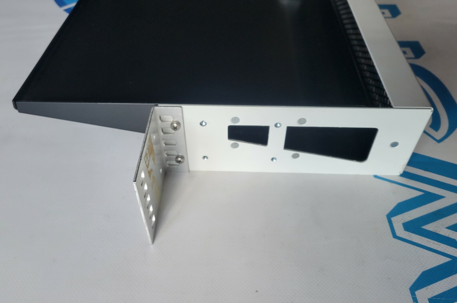 Black and Beige Front Vented 19" or 22" 2U Rack-mountable Shelf *ears ...