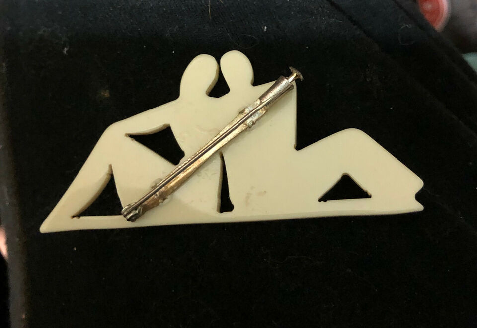 RARE AUGUSTE BONAZ FRENCH ART DECO PIN BROOCH 20s book piece couple ...