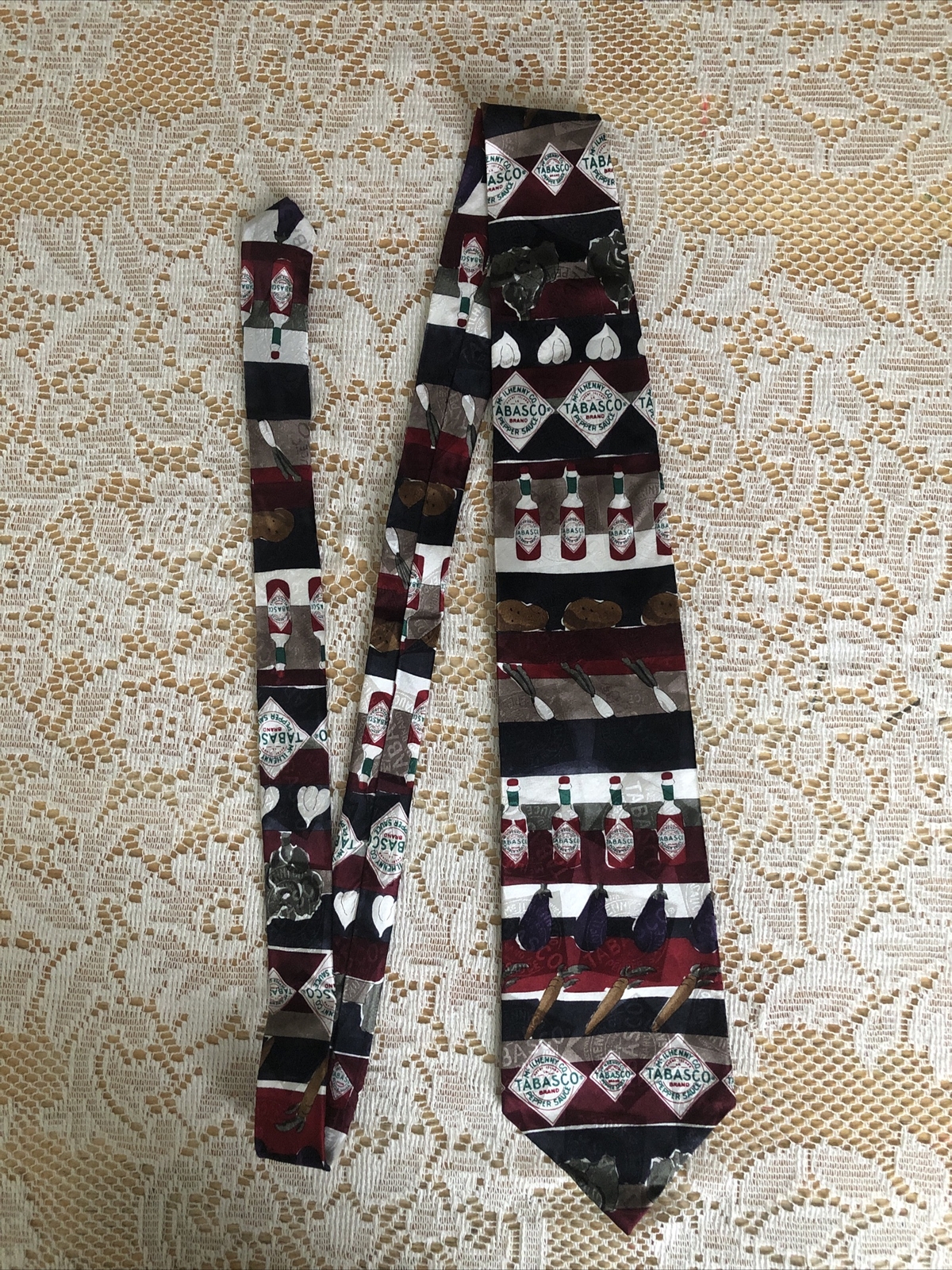 TABASCO VEGETABLES PEPPER SAUCE BOTTLE SILK NECKTIE - Gem