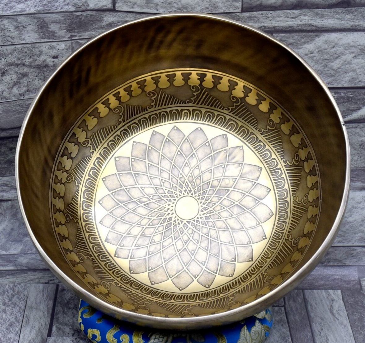 12 inches Lotus Om Mane Padme Ohm Carving Bowl Deep Sound Vibration ...