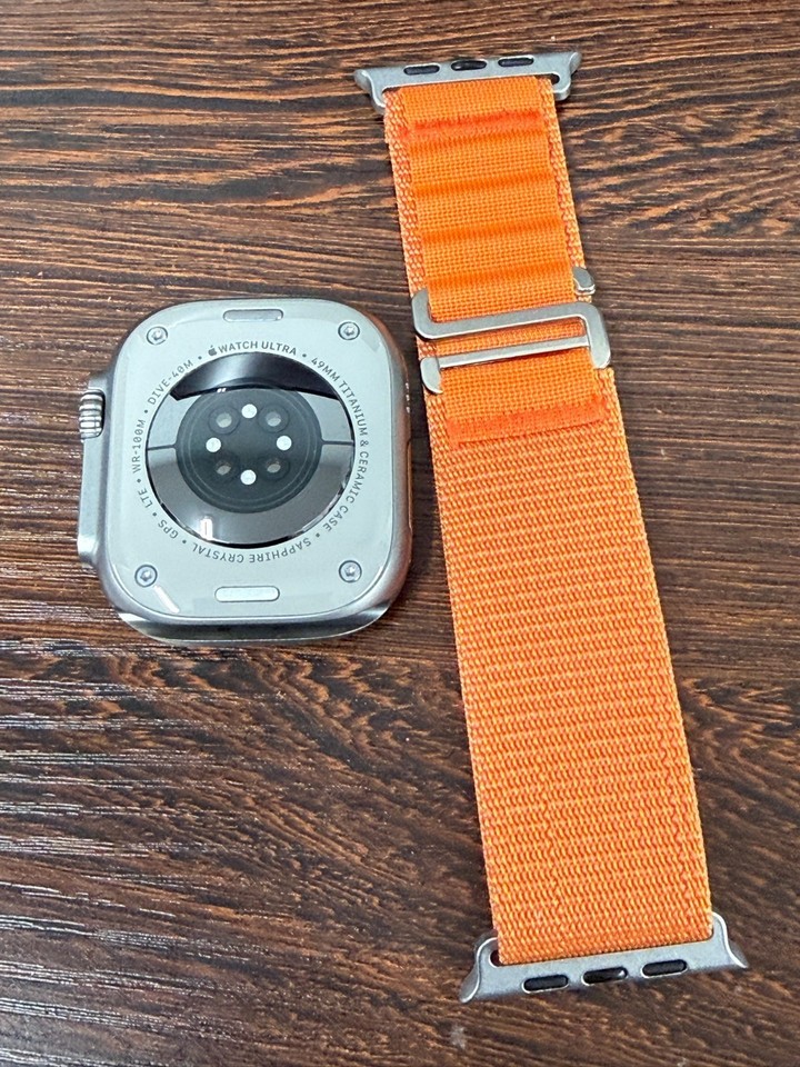 Apple Watch Ultra 2 49mm Titanium - Orange Alpine Loop - Exec Cond ...