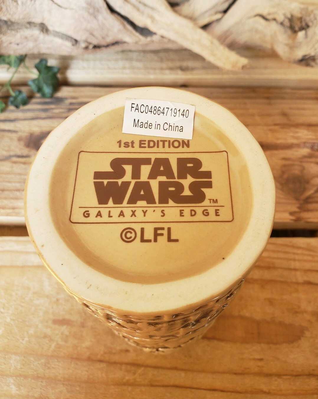 Disney Disneyland Star Wars Galaxy's Edge Oga's Cantina Yub Nub Endor ...